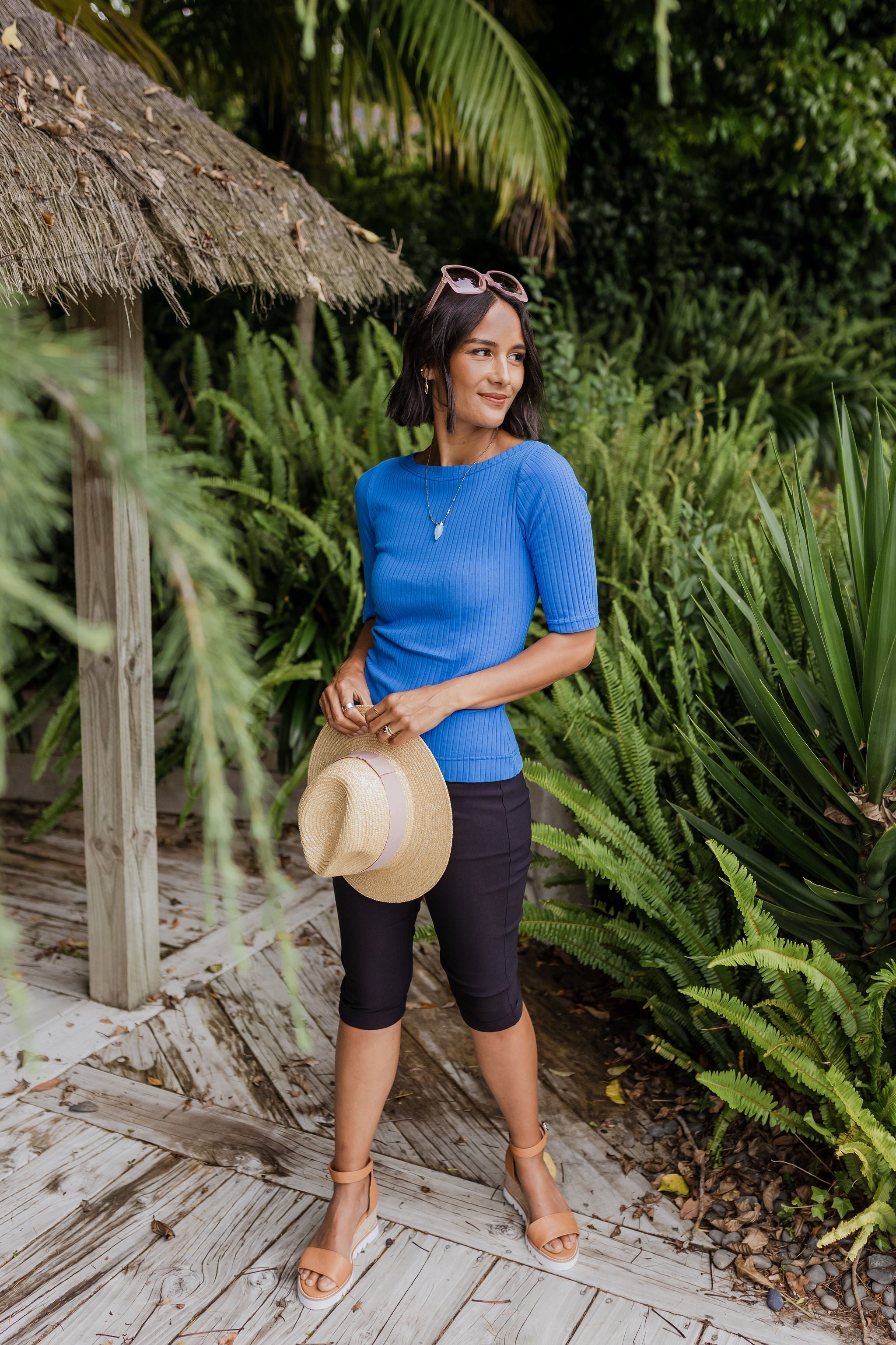 Paris Capri – Bettie Monroe